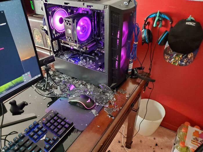 Traveler Door - Traveler Door to the World